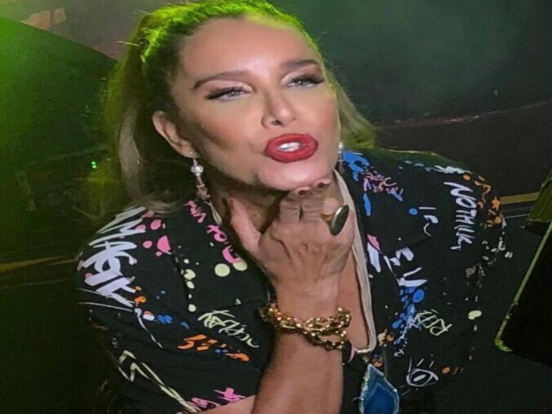 Sarajane celebra 40 anos de carreira como cantora de carnaval - Portal Pa